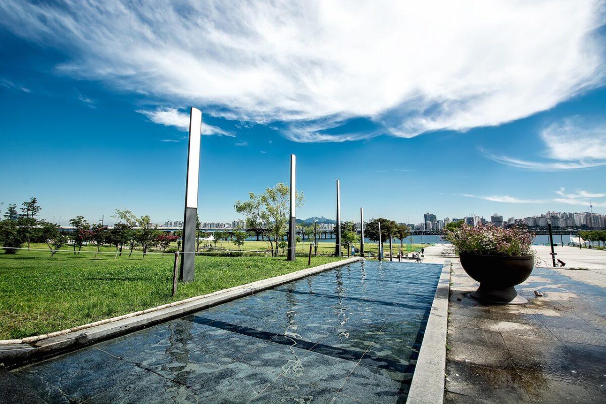 Han River Picnic Guide for Foreigners in Seoul – Best Parks, Food ...