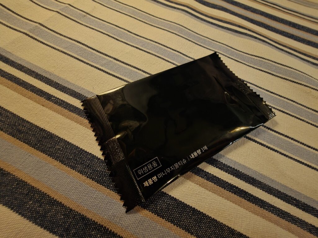 Korean Restaurant Culture: The Secret of "Mul-ti-syu" (Wet Wipes)